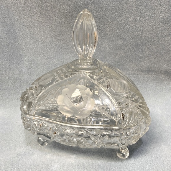 Unbranded | Dining | Vintage Lead Crystal Triangle Shaped Tri Footed ...